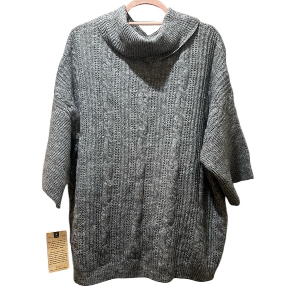 Democracy | Sweaters | Democracy Charcoal Knit Pullover | Poshmark